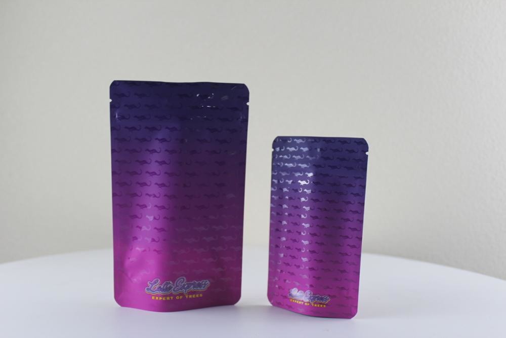 custom printed stand up aluminum foil laminated mylar zip lock bag for weed